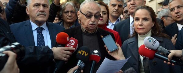 Cumhuriyet Gazetesi Vakfı Yönetim Kurulu Başkanı ve Gazete İmtiyaz Sahibi Orhan Erinç - Sputnik Türkiye